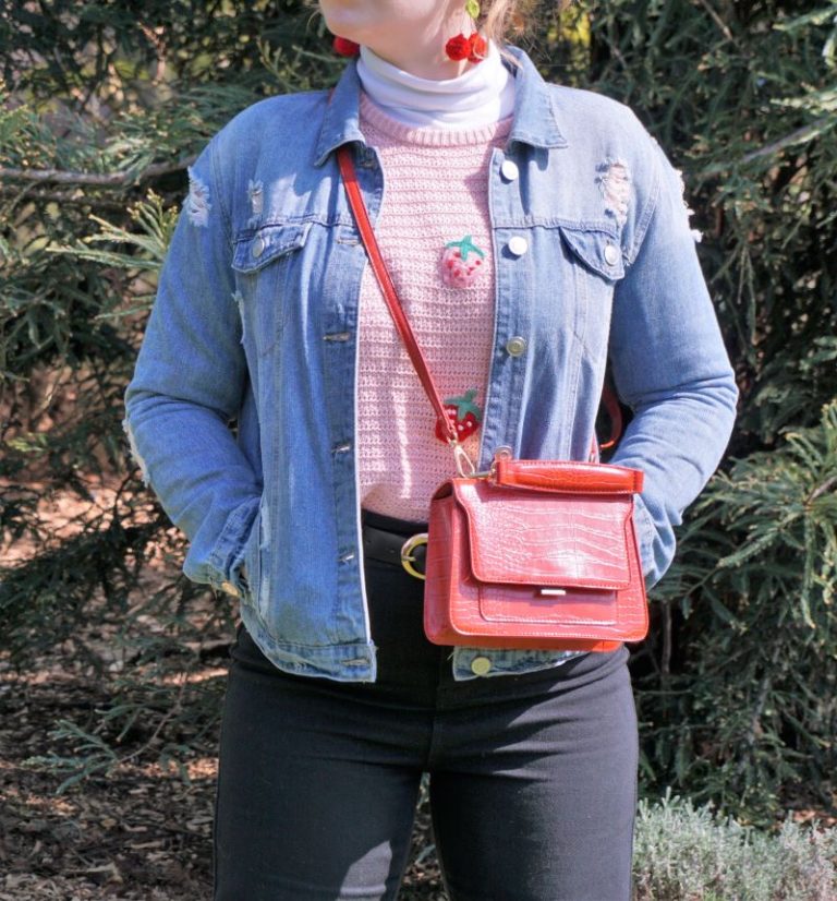 How to Style a Denim Jacket in Winter - 7 Easy Looks - Wearably Weird