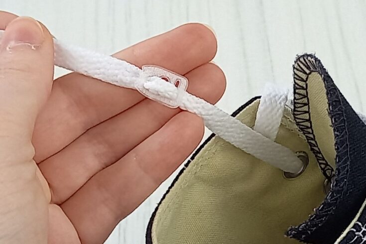 Straight Lacing Tutorial: EASY Guide (With Photos) - Wearably Weird